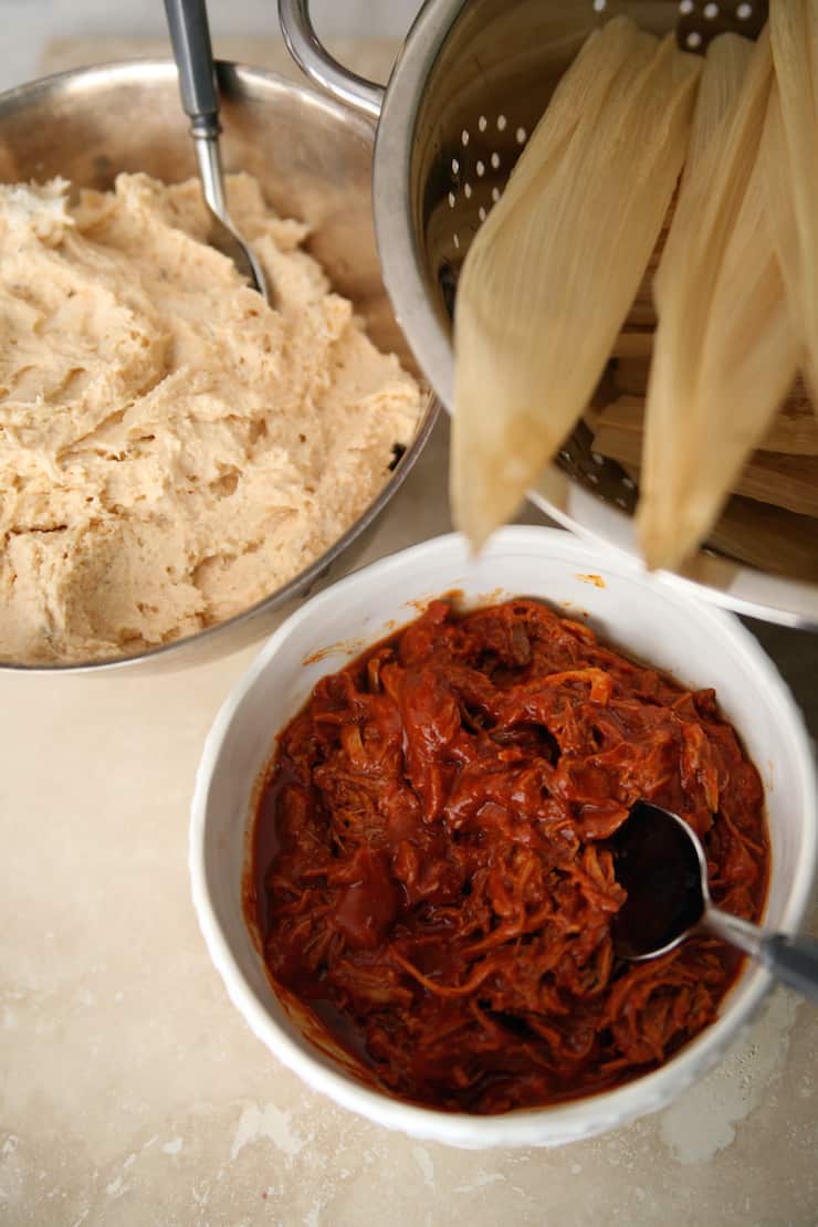 Tamal Dough (Masa para Tamales) + Video - Muy Bueno