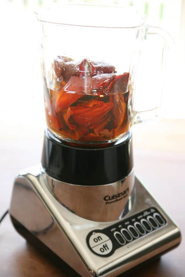 Authentic Red Sauce for Enchiladas + Video - Muy Bueno