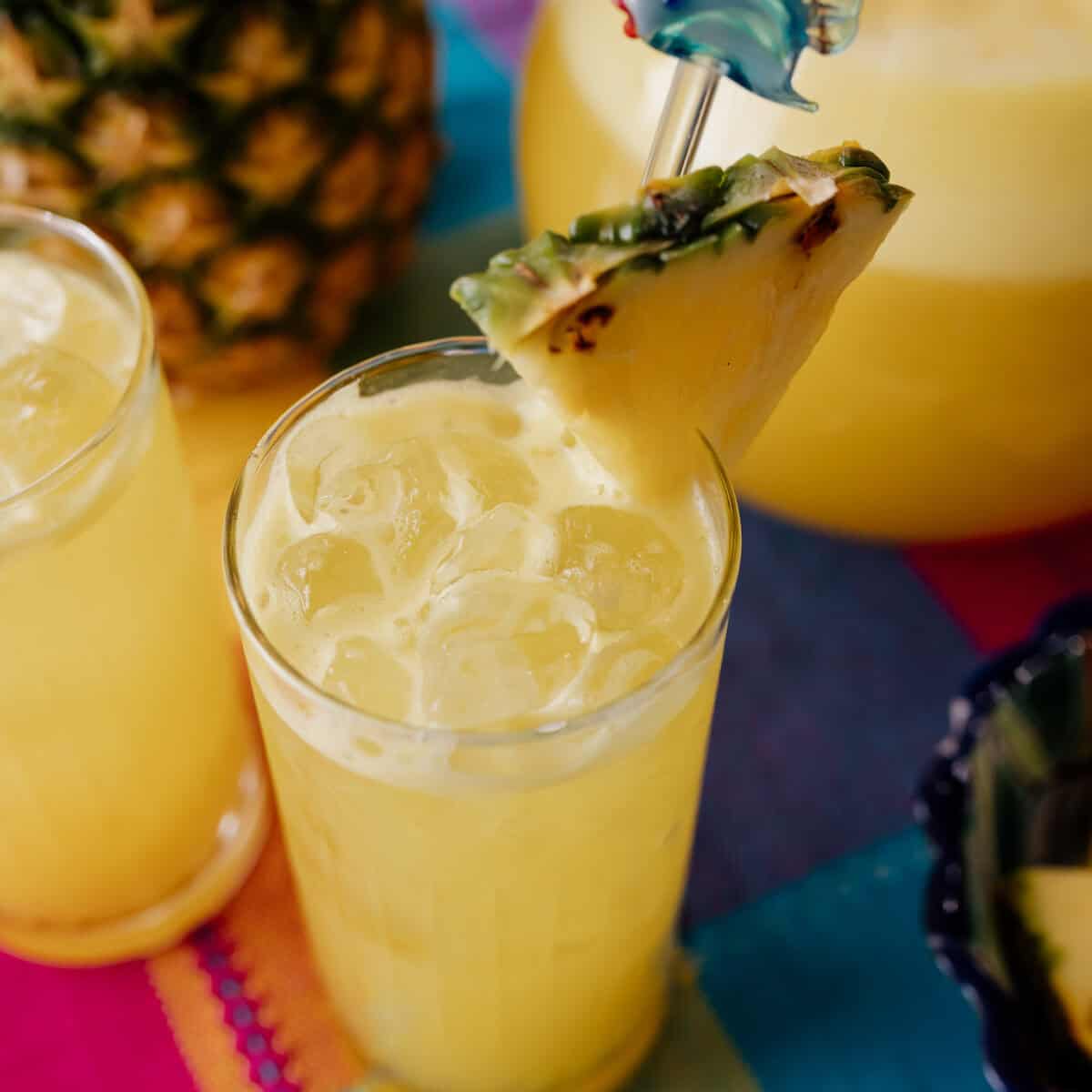 Agua de Piña (Pineapple Agua Fresca) - Muy Bueno