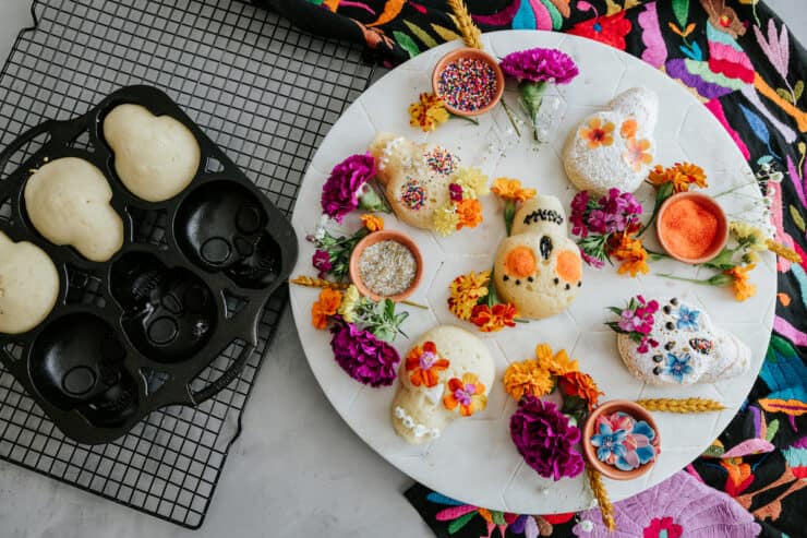 Mini Lemon Sugar Skull Cakes (Día de los Muertos Recipe)