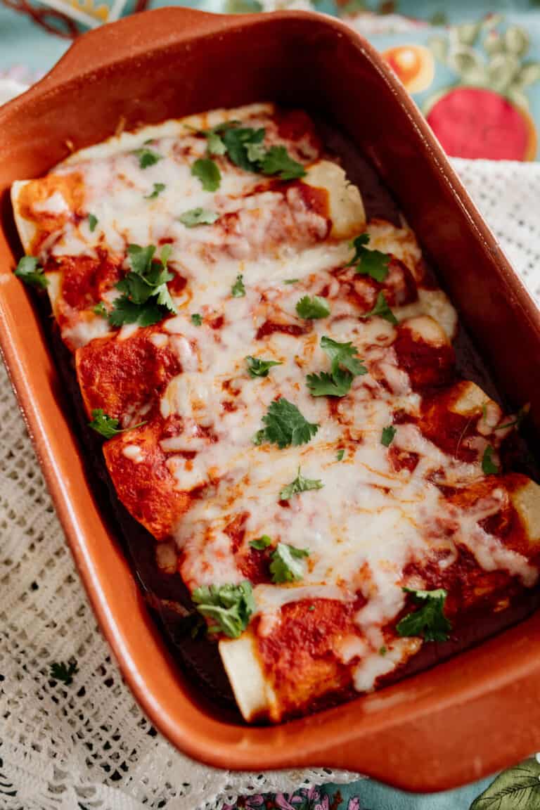 The Whole Enchilada: A Delicious Deep Dive On This Iconic Mexican Dish ...