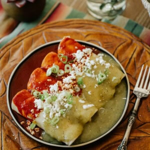The Whole Enchilada: A Delicious Deep Dive On This Iconic Mexican Dish ...