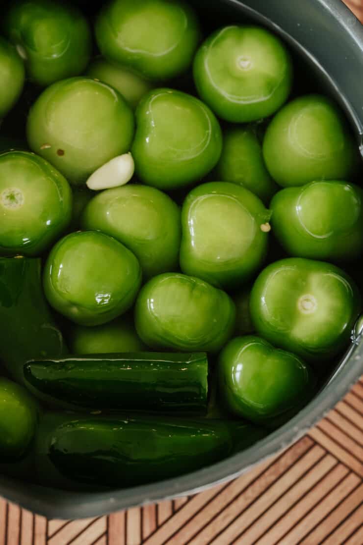 Tomatillos 101: What They Are, How to Cook, Store, and Use Tomatillos ...