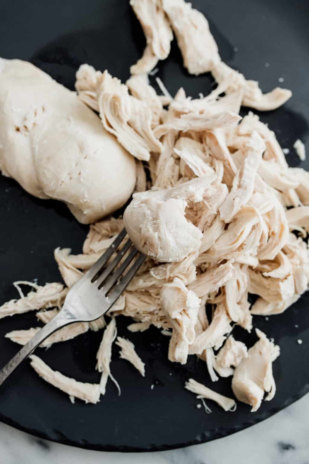 Easy Poached Shredded Chicken - Muy Bueno
