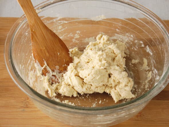 Basic Sopaipilla Recipe (New Mexican Sopapillas) - Muy Bueno
